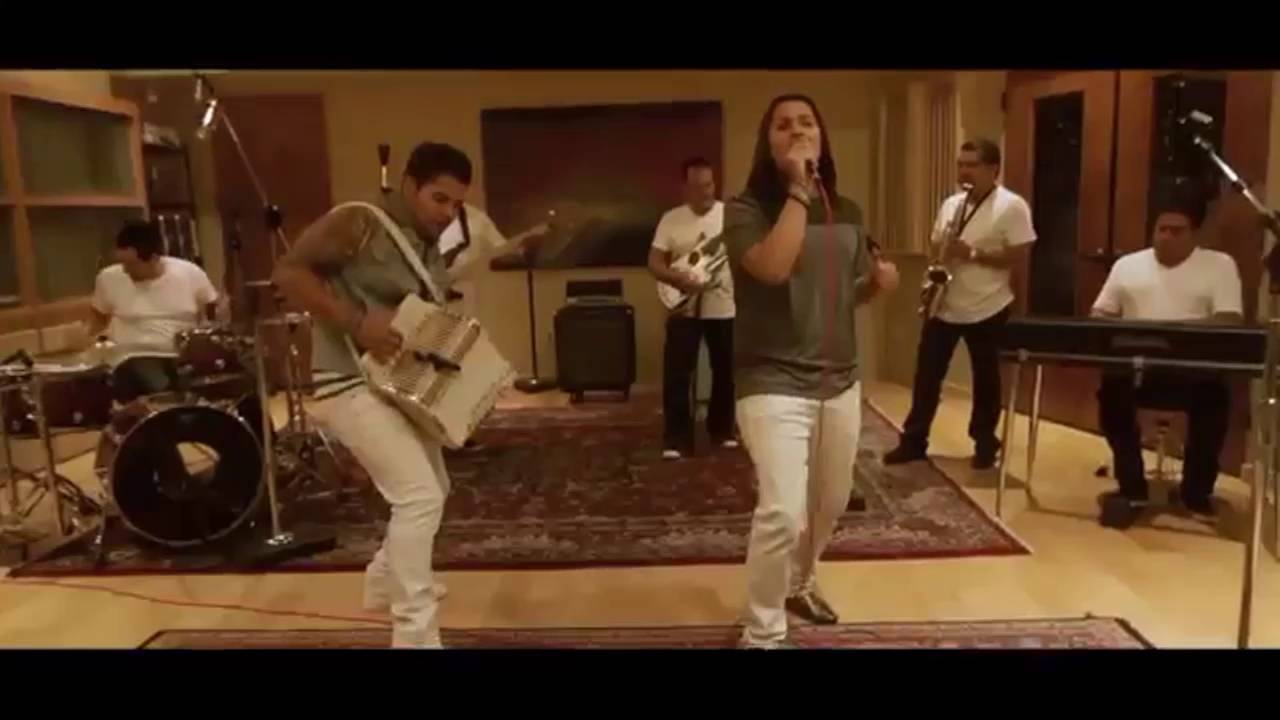 Aj castillo -En mi corazon- ft Sergio castillo - YouTube