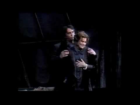 Neil Rosenshein and Glenys Fowles sing "O soave fanciulla" from Puccini ...