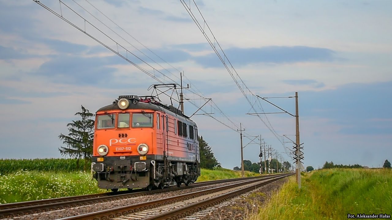[PCC Intermodal] EU07-512 | Turzno - YouTube