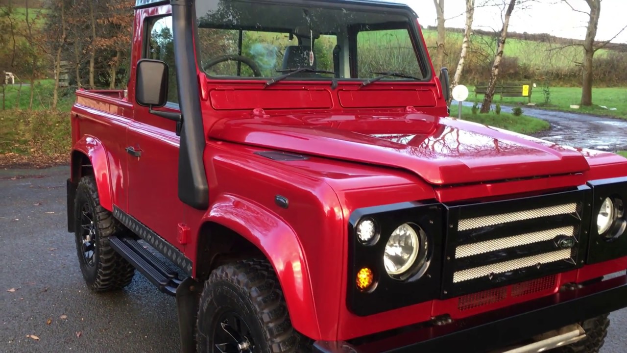 LAND ROVER DEFENDER 90 TD5 HD CUSTOM NEW RANGE ROVER PAINT - YouTube