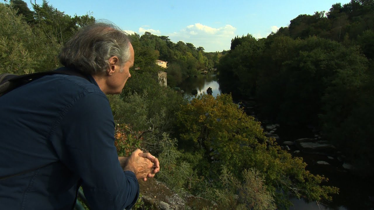 reportage : Pierre Bordage, écrivain ligérien de Science fiction - YouTube