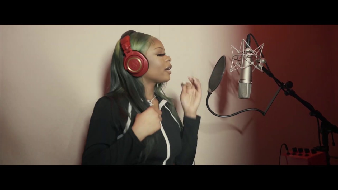 KIANA NICOLE - “YIKES” (Nicki Minaj Remix) OFFICIAL VIDEO - YouTube