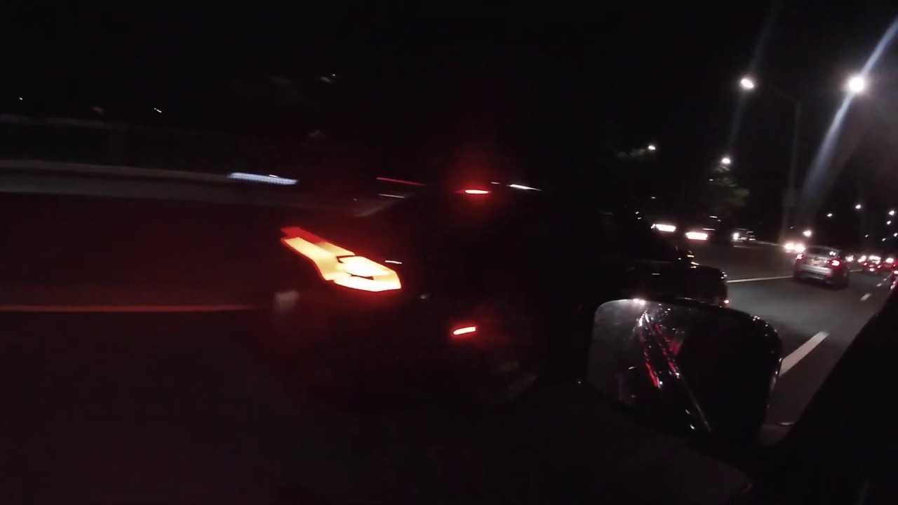 Odyssey Leaveing Hellcat in the dust - YouTube