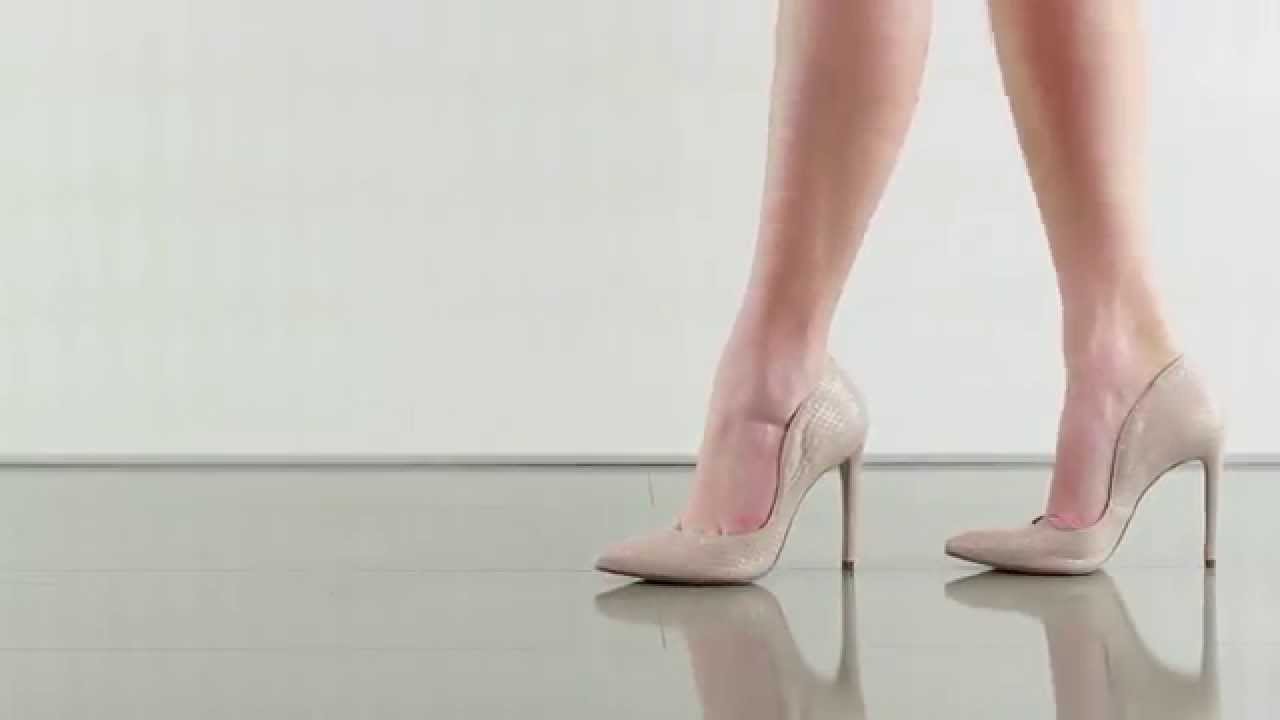 Dipper in Blush Steve Madden - YouTube