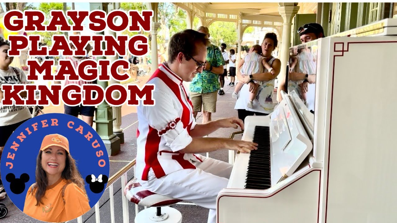 Casey’s Corner Amazing Pianist Grayson Smith at Magic Kingdom Walt Disney World - YouTube