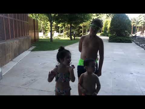 Kapalı havuz keyfi, 🎈 eğlenceli çocuk videosu, swim in the indoor pool