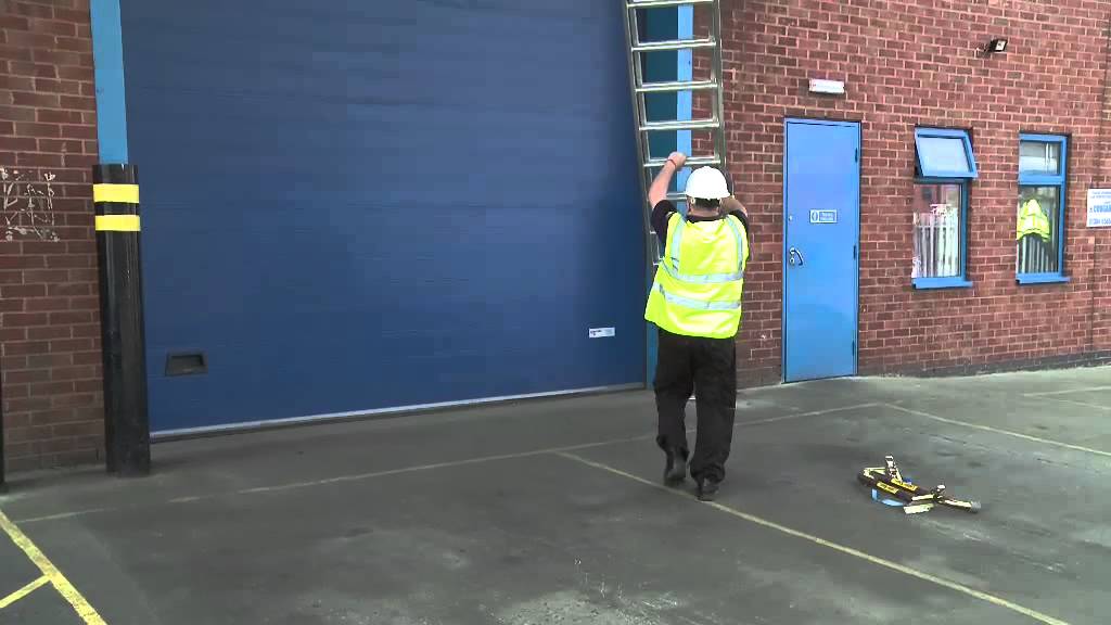Training - Ladder Safety - Ladder Stand off - YouTube