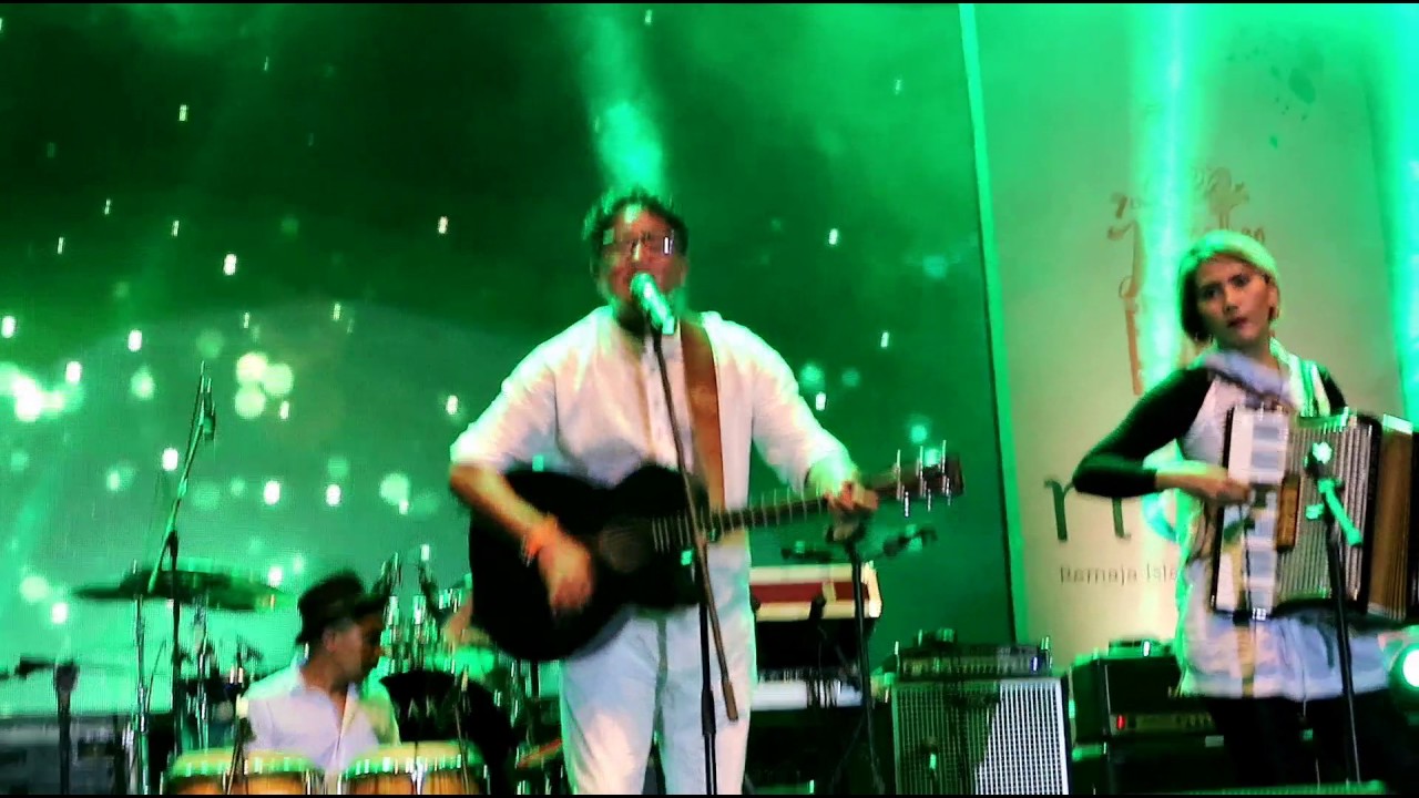 Andre Hehanusa - Kuta Bali - YouTube