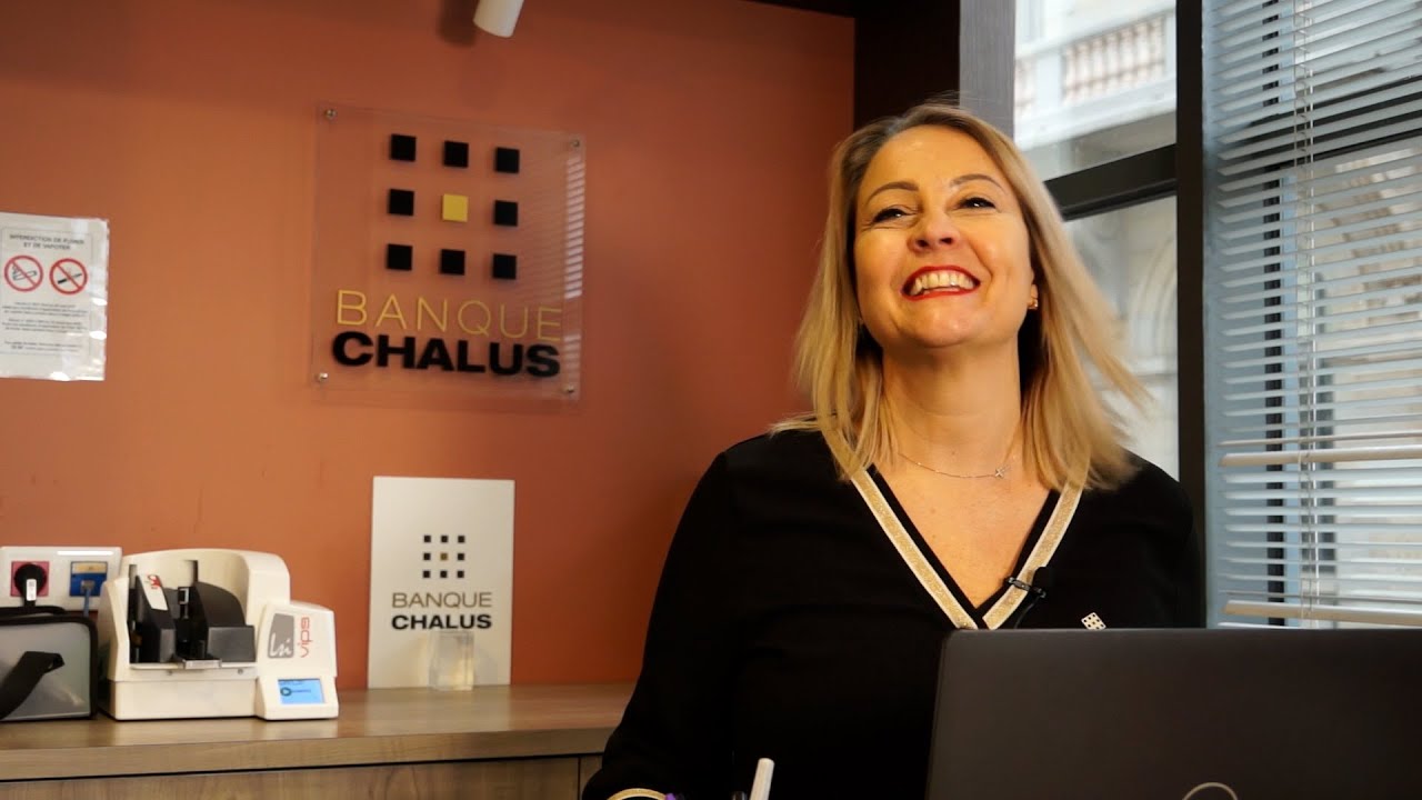 La BANQUE CHALUS à Ambert est aussi membre des Vitrines d'Ambert ...