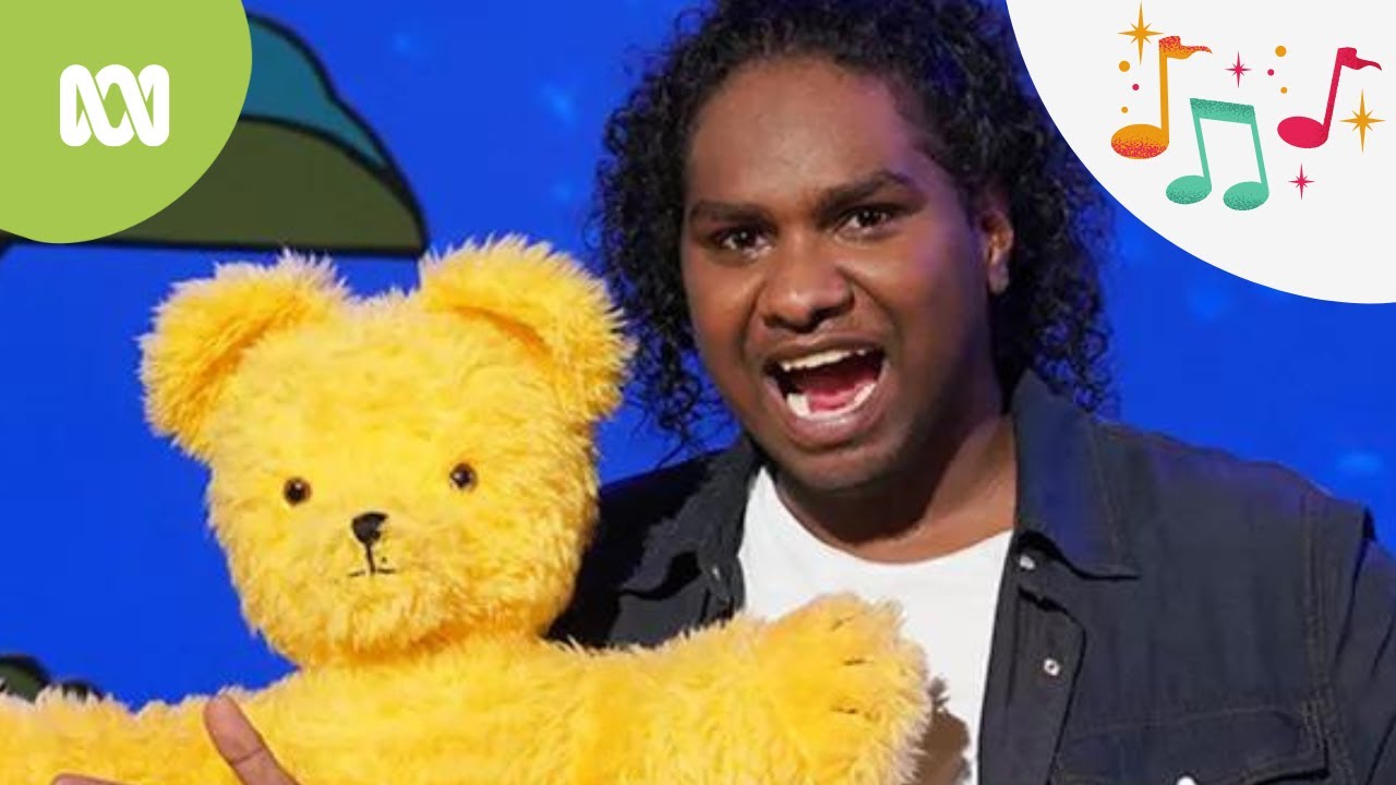🎵 Baker Boy performs Hickory Dickory Dock | Play School Show Time | ABC ...