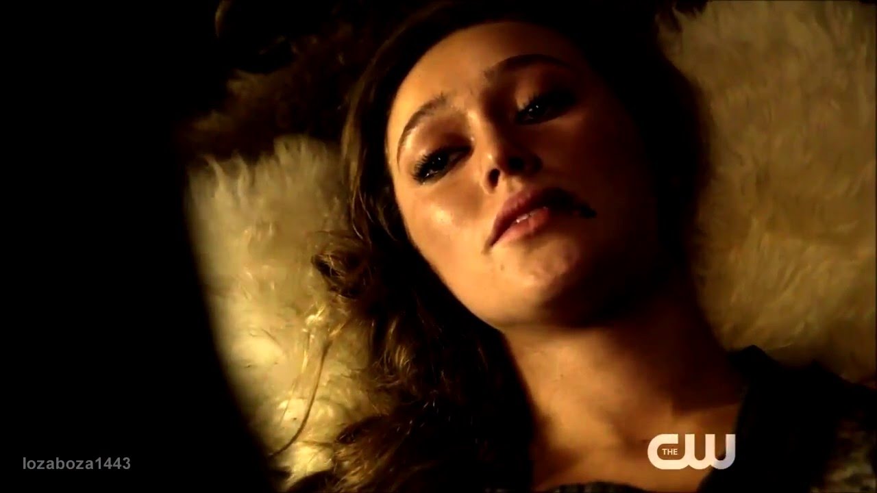 Clarke & Lexa || Reshop Heda (3x07) - YouTube