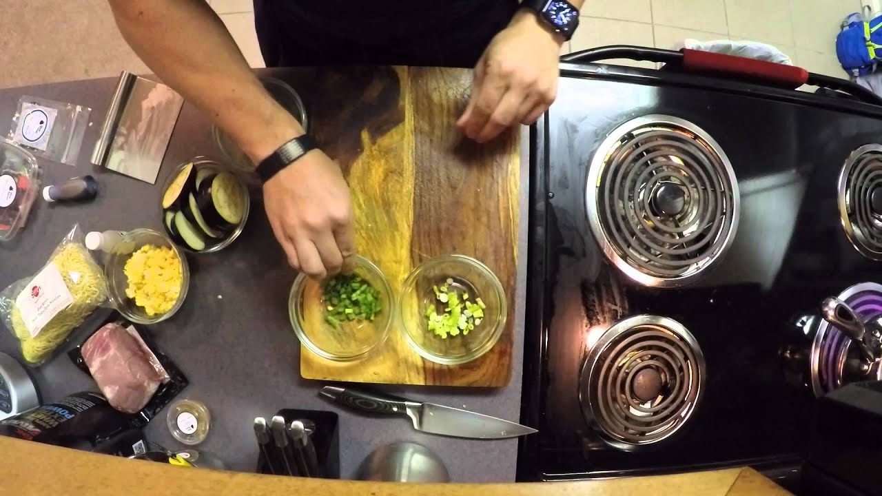 Blue Apron Pork Ramen - YouTube