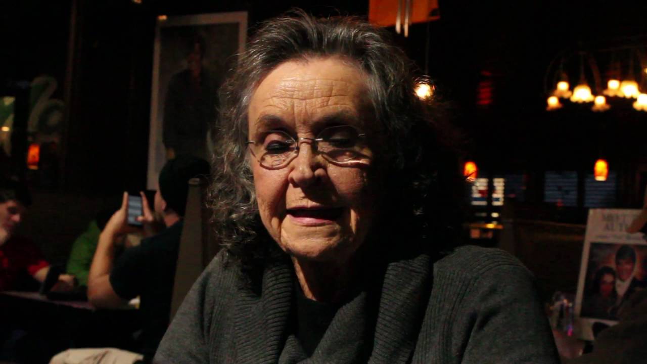 Tish Henley interview sharing an Elvis Presley outhouse story January ...