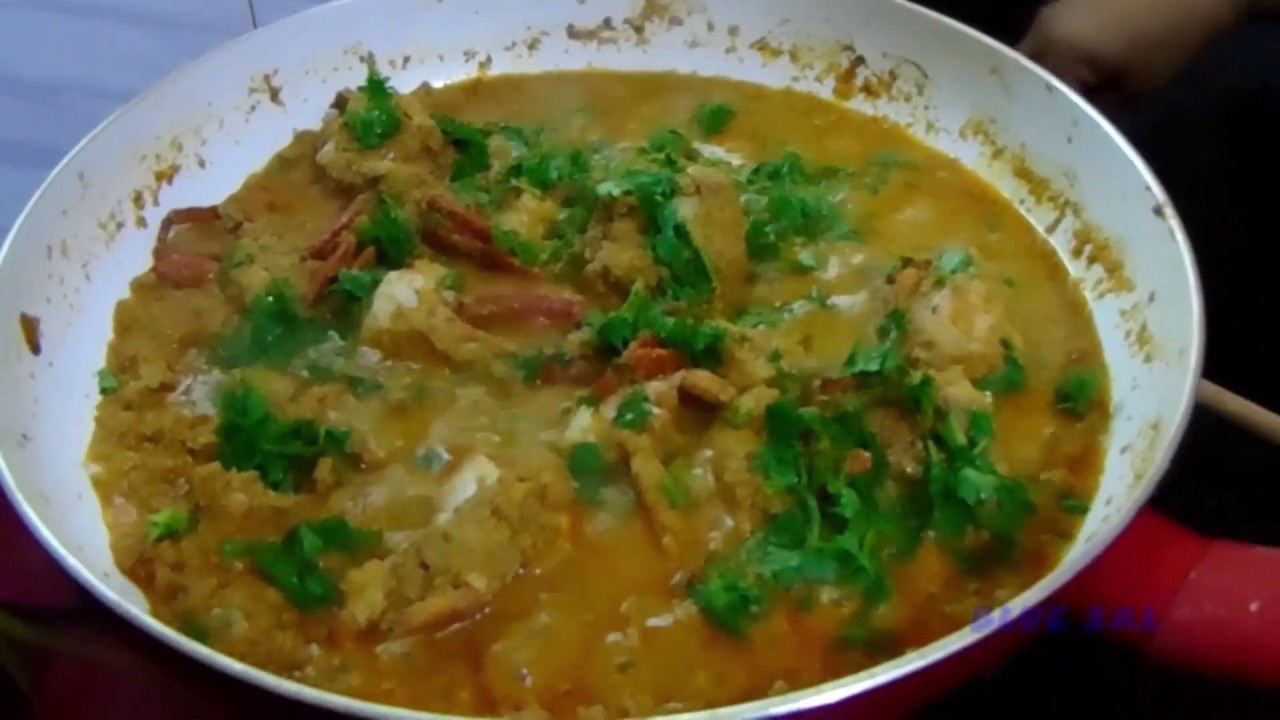 CRAB CURRY ,TRADITIONAL GOAN XACUTI 🦀(Goan Crab Xec Xec) - YouTube