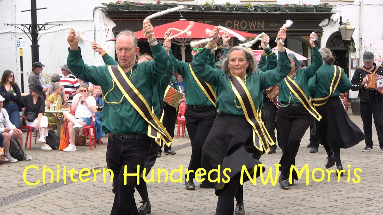 Chiltern Hundreds NW Morris dance "Shevington Moor" at Warwick Folk ...
