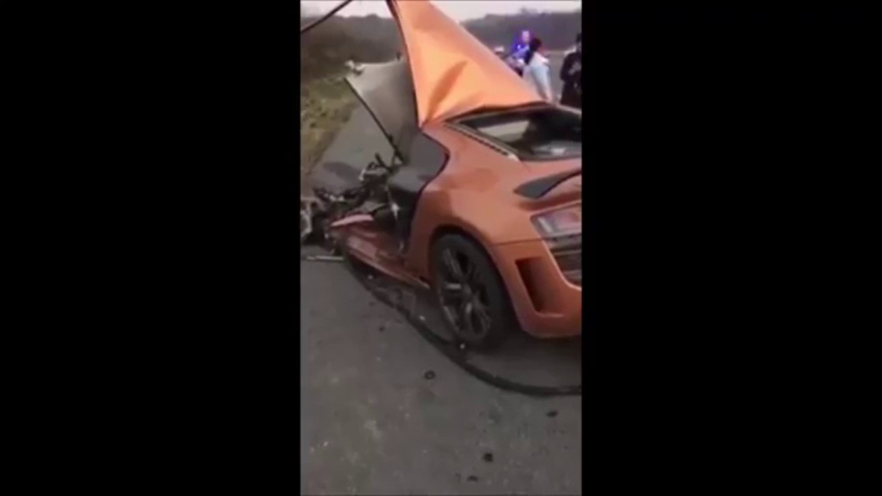 Asian Driver Crashes His Audi R8 Driving At 200 MPH - YouTube