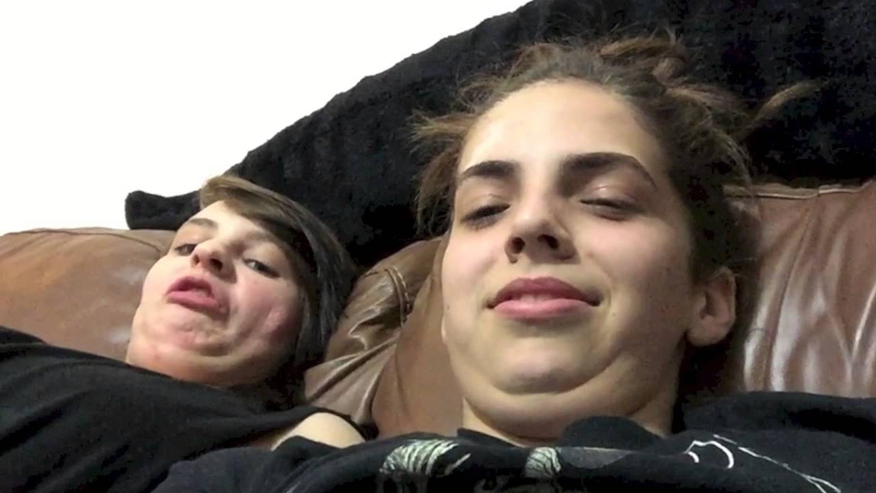 DA BRICK DOES DECEMBER #6 - YouTube