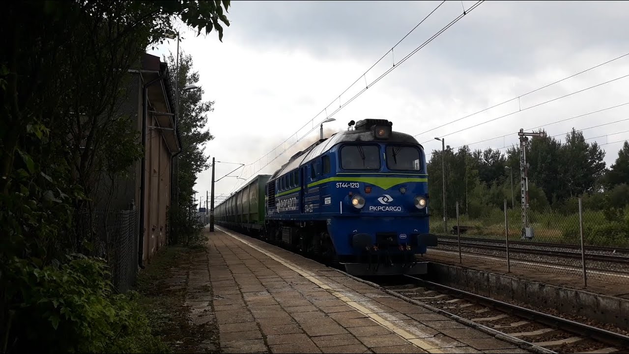 Peronowa ST44-1213 z ECCOBoxami - YouTube