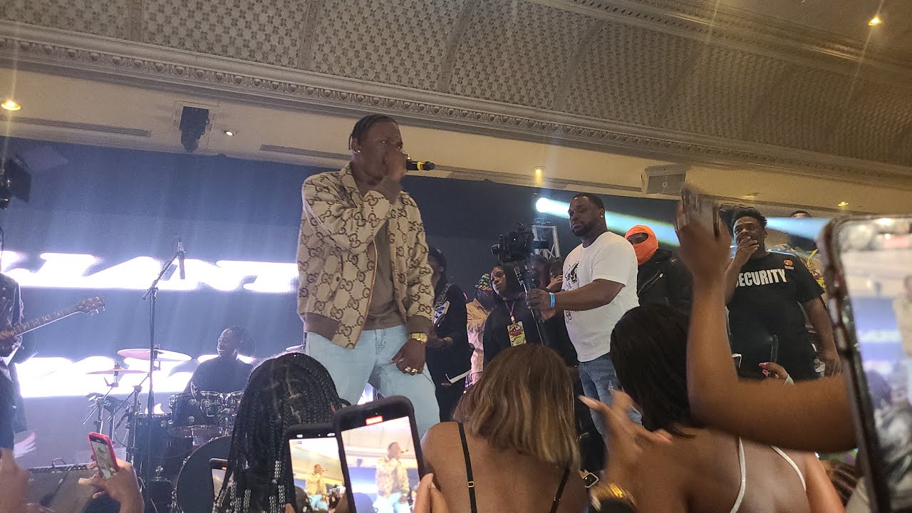 Valiant Live in Toronto - April 21, 2023 - YouTube