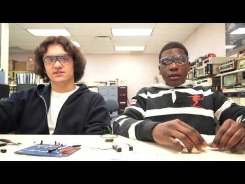 Energy Tech Students in Astoria