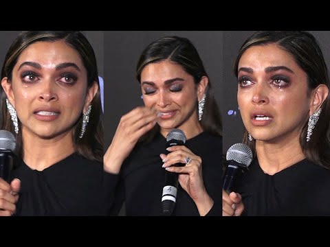 Deepika Padukone BREAKS DOWN at the trailer launch of CHHAPAAK