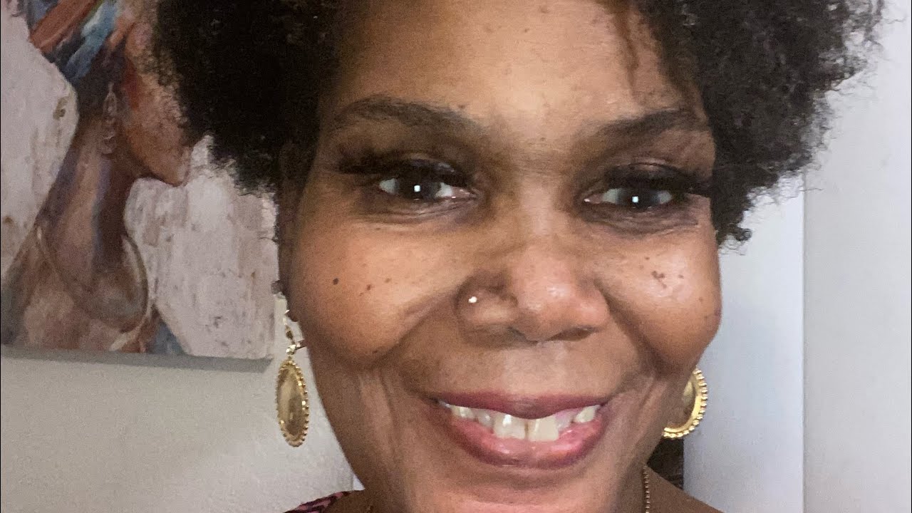 Comedian Loretta Brown You know Peach you Married a Bomb an don’t give ...