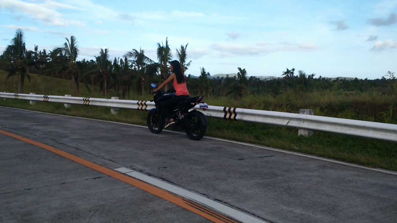 Kawasaki Rouser Ns 150 - YouTube