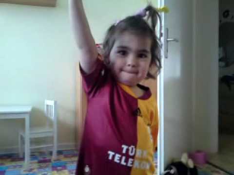 Fanatik cimbomlu Ceyda