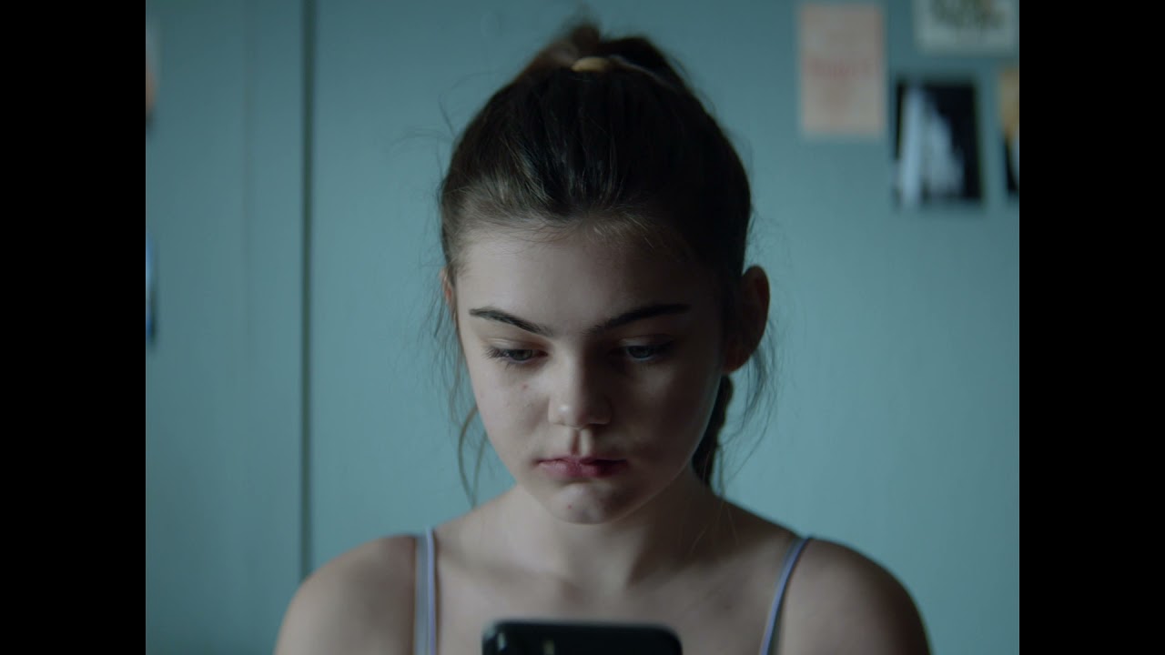 Dove Reverse Selfie Have Theselfietalk Youtube
