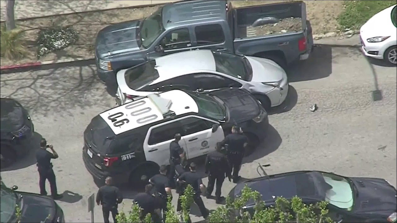 4/4/2019 Wild Los Angeles Police Chase - Erratic Driving & Crash (Re ...