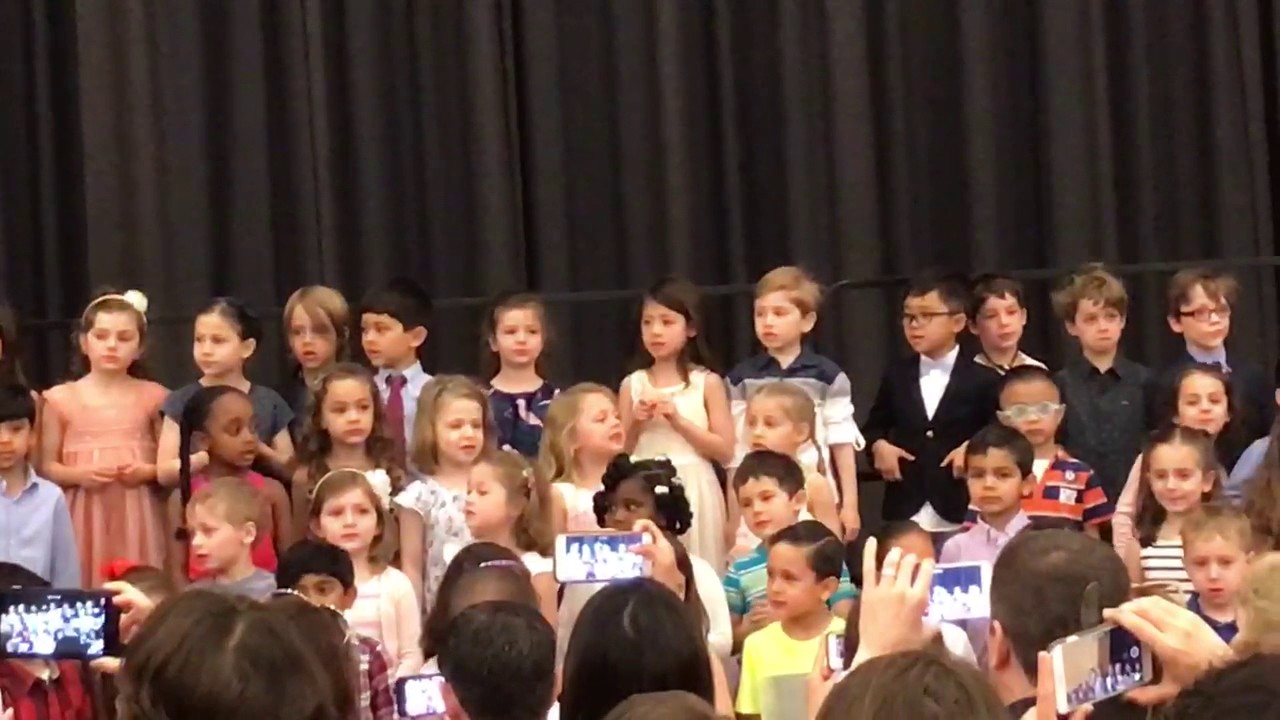 PS 276 Kindergarten Year-End Concert June 2016 - YouTube