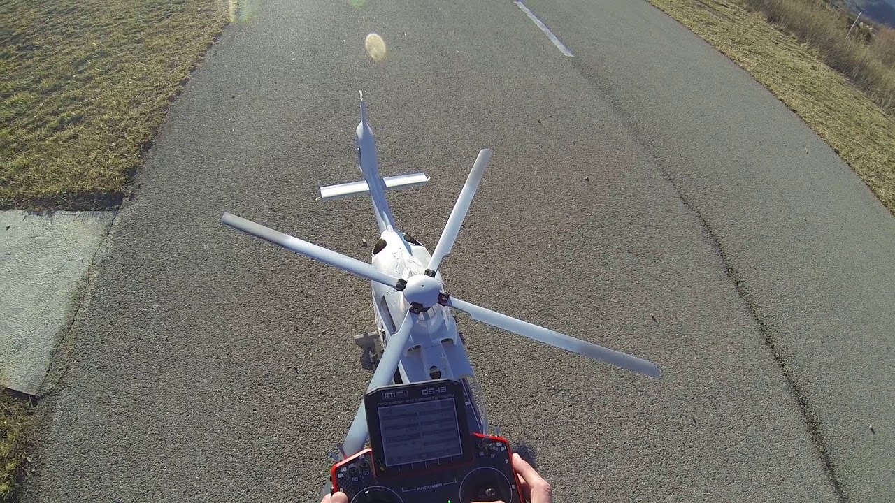 EC135 PHT3 first startup - YouTube