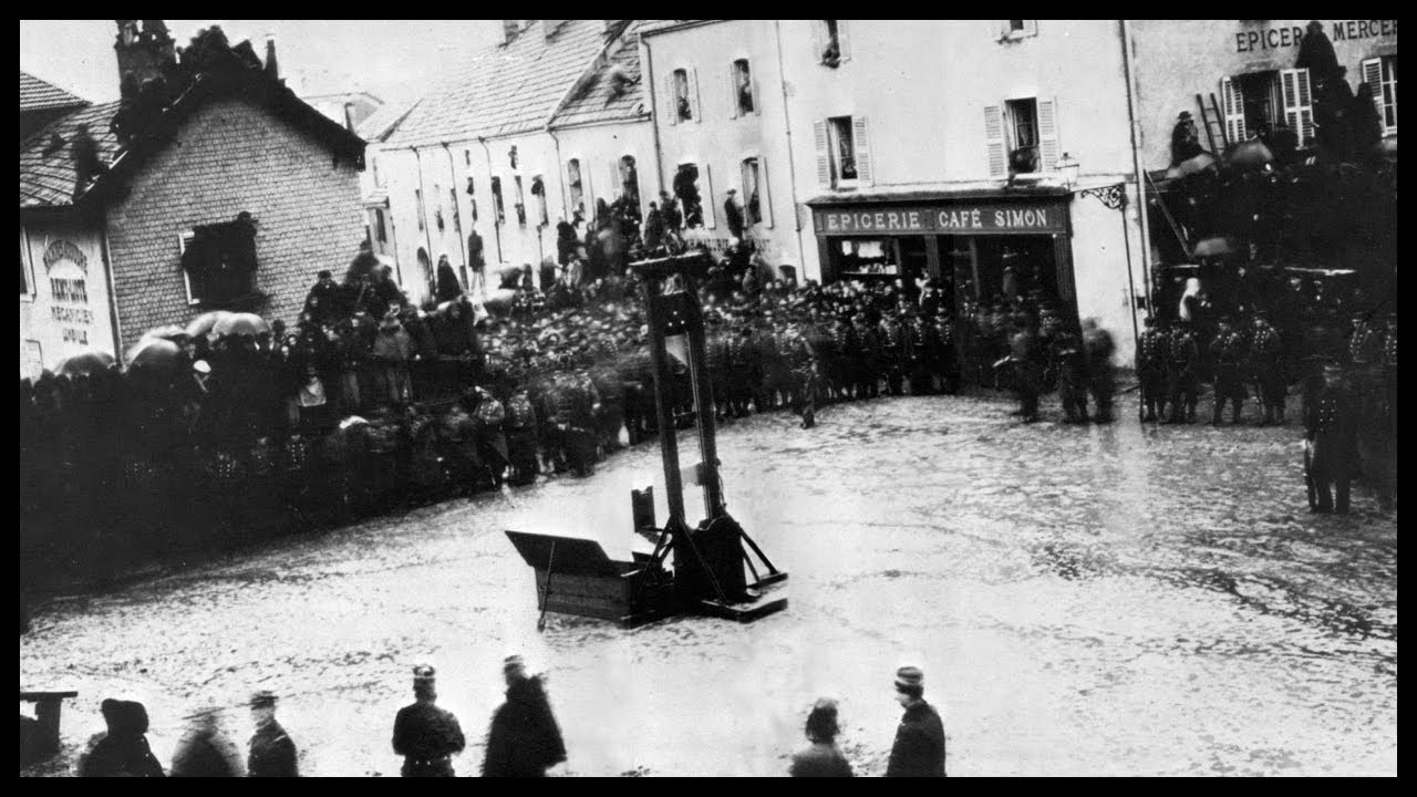 The Last Public Execution by Guillotine, 1939 - YouTube