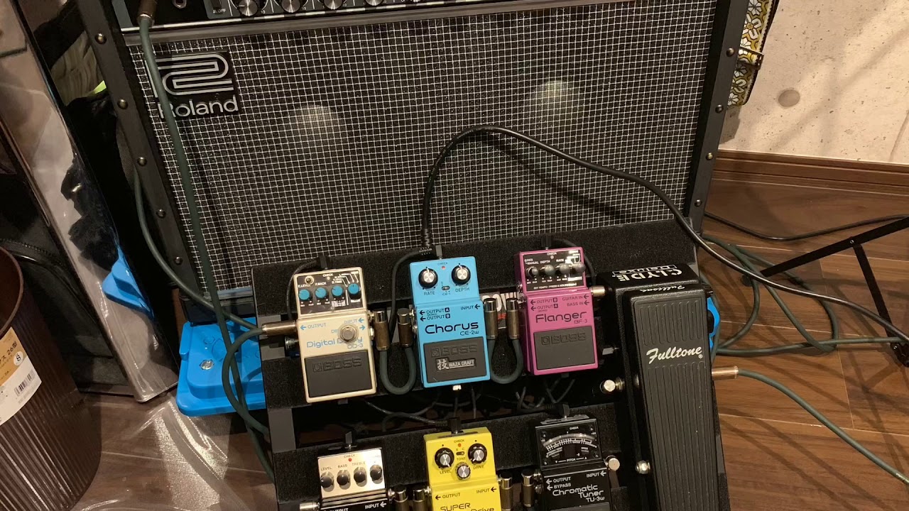 BOSS ST-2 + JC-40 Sound Check - YouTube