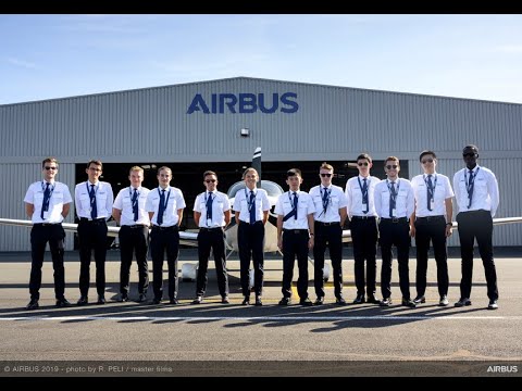 Start your pilot career with the Airbus Pilot Cadet Programme ! - YouTube