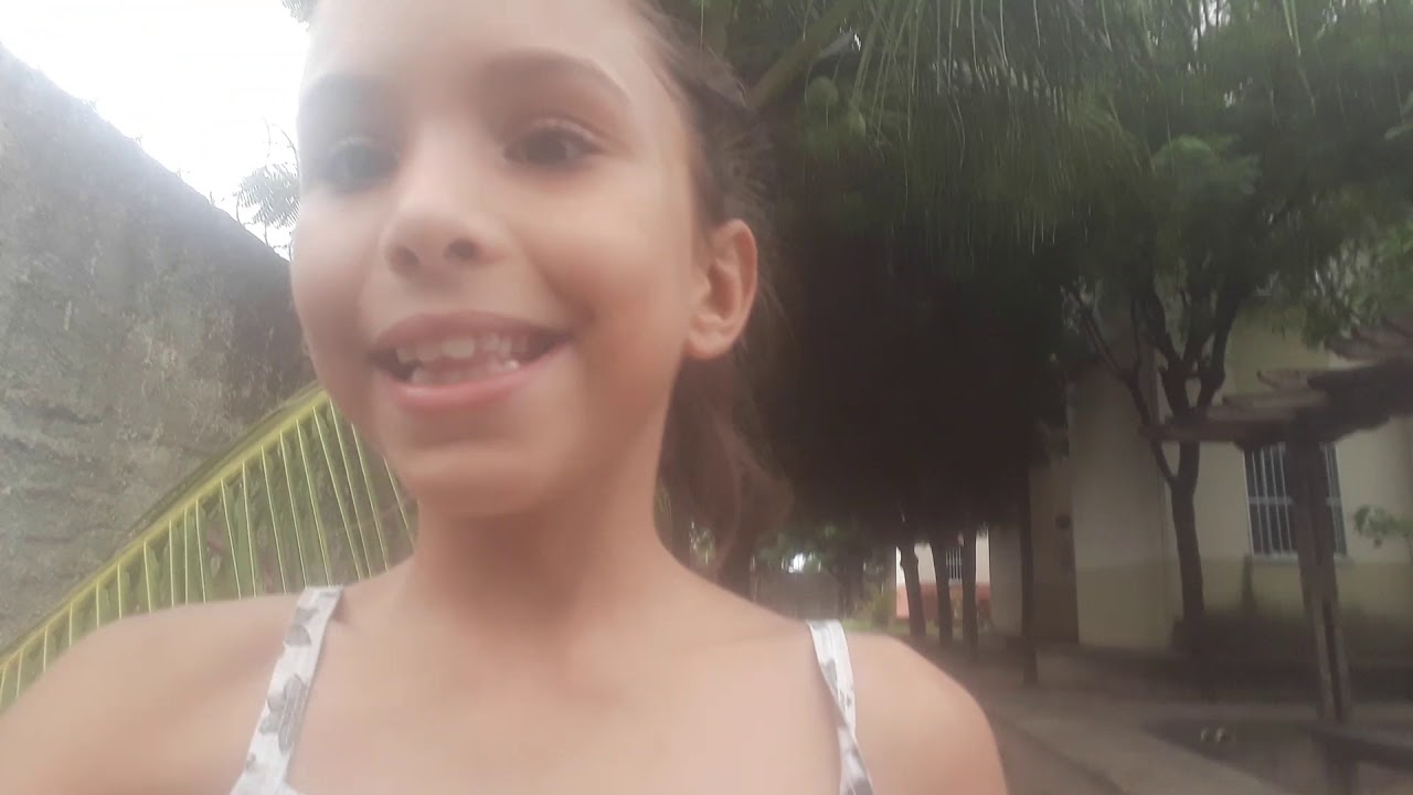 Brincando No Parquinho Youtube