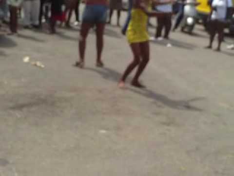 MAD WOMAN DANCING CONTEST 2 - YouTube