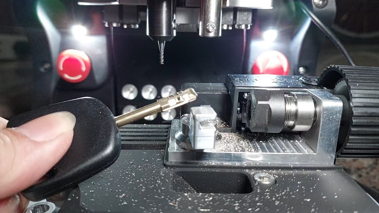 2M2 Tank Key cutting Ford Transit FO21 - YouTube