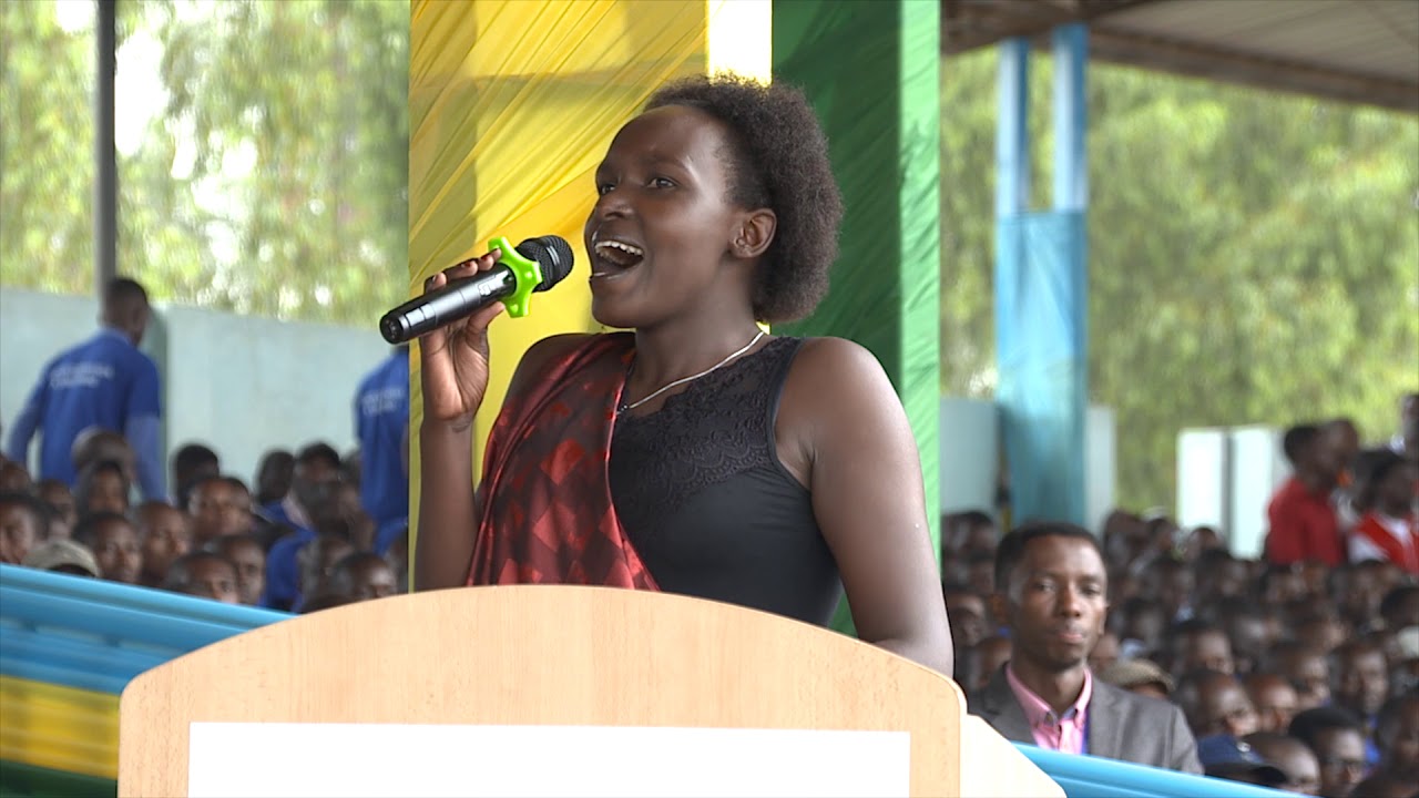 Umukobwa watangaje abantu|| mumuvugowe wuje ubuvanganzo - YouTube