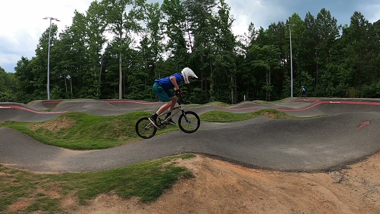 how to pump and jump - YouTube