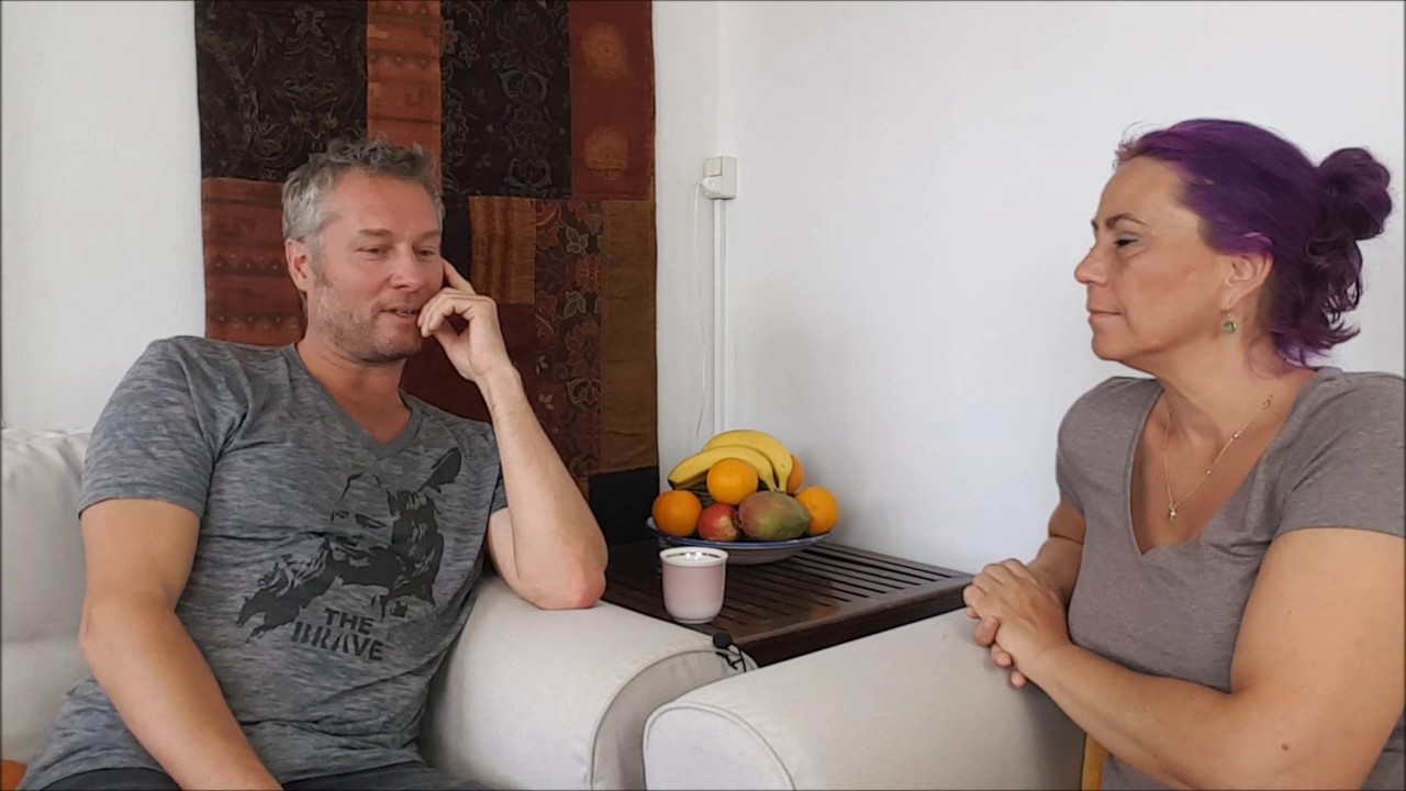 Mettes Hjørner med Lai Yde - YouTube