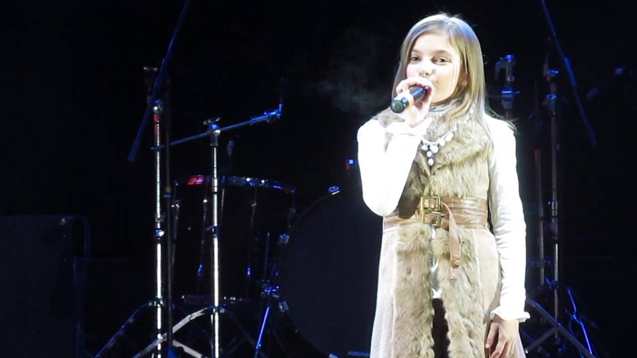 Mădălina Calin Vis de iarna (Andra) - YouTube