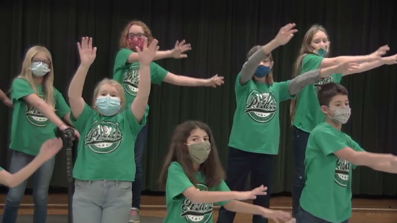 Pierce Elementary - Pizazz Holiday Music - YouTube