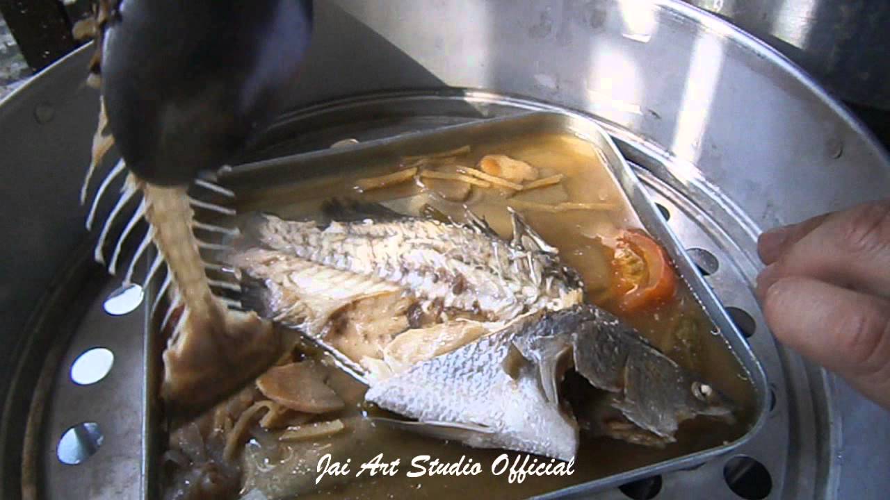 How To Eat Fish Properly - YouTube