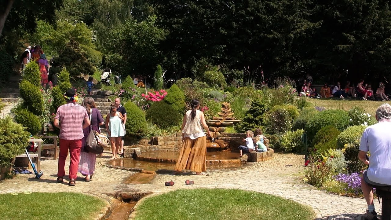 Glastonbury Summer Solstice - Chalice Well - YouTube