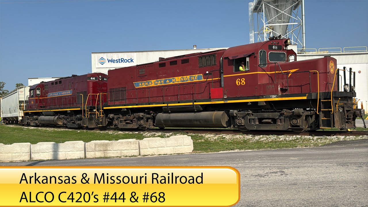 Arkansas & Missouri RR C420 ALCO's in action. ALCO C420's 44 & 68 ...
