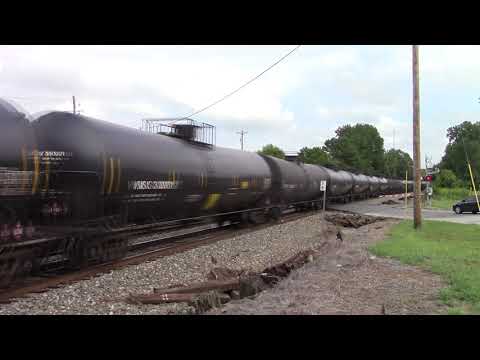 NC Fairground and Waffle House Action. NS 6D4 movin it and CSXT F742 - YouTube
