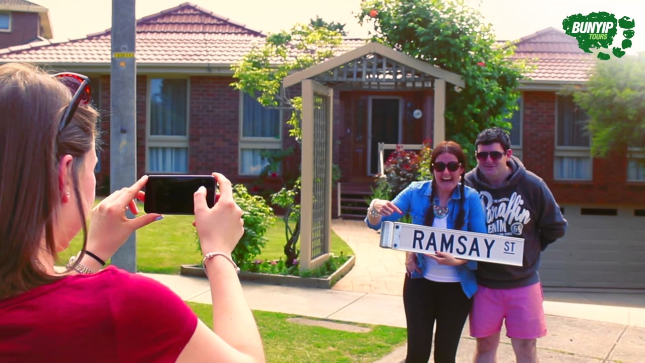 Tour of Neighbours TV Set with Bunyip Tours | Experience Oz + NZ - YouTube