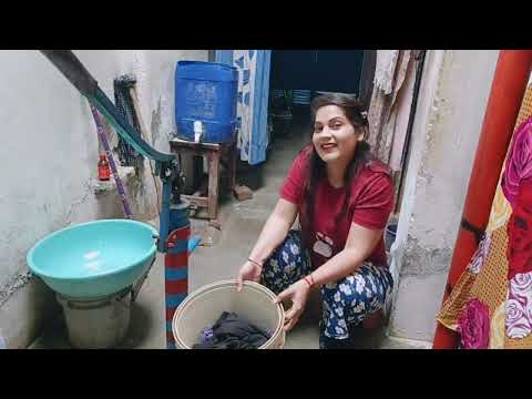 Etni Thand M Dhoye Hath Se Kapde || Kapde Sukhane Ke Liye Kya Tricks Lagai 😜 - YouTube