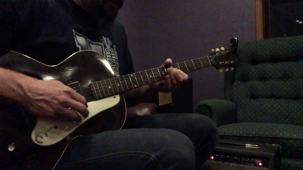 1966 Epiphone Century - YouTube